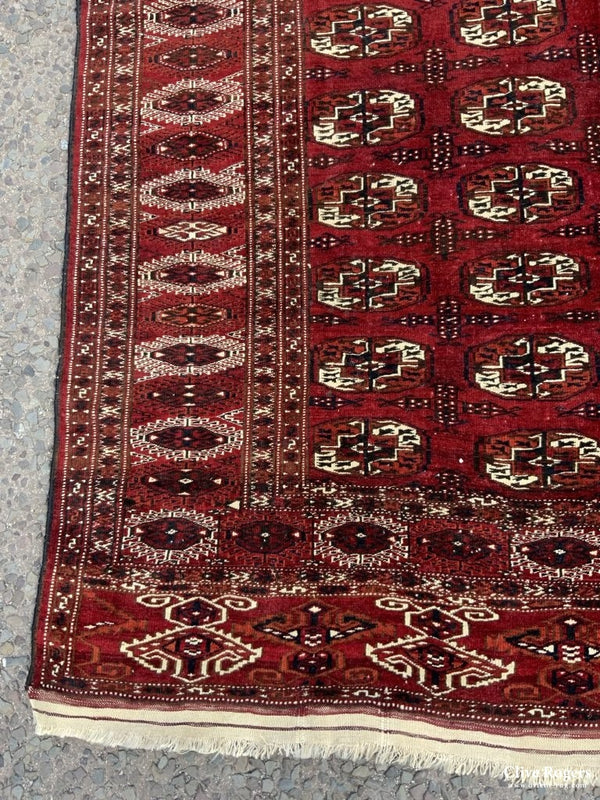 Turkmen Yomut carpet Soviet period (358 x 202cm) - Clive Rogers